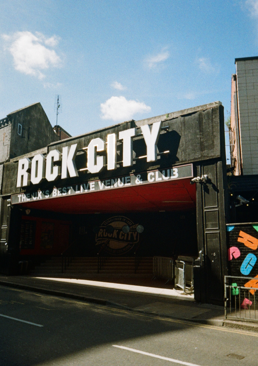 Kodak Ektar H35N Half Frame Camera Review - My Favourite Lens